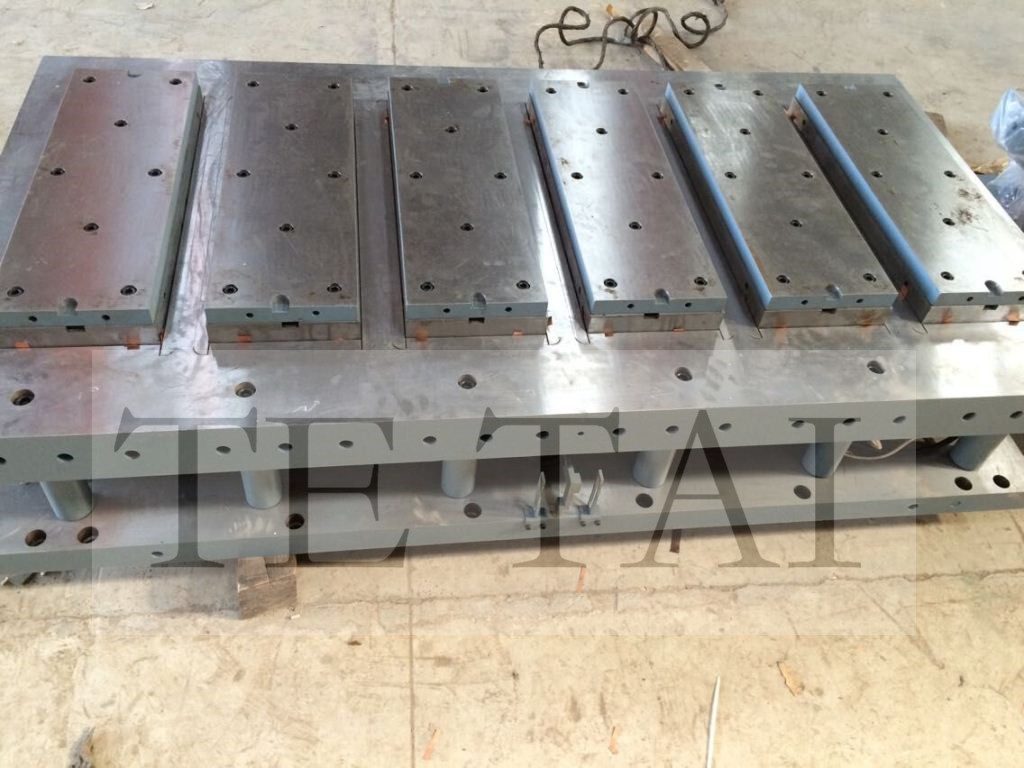 Ceramic Die Mould / Mold for Porcelain Tiles - Mould Products, Mould ...